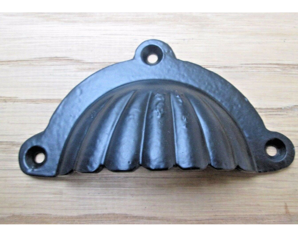 Ironmongery World Fluted With Lugs Cup Pull Handle Antique Copper | Wayfair.ie